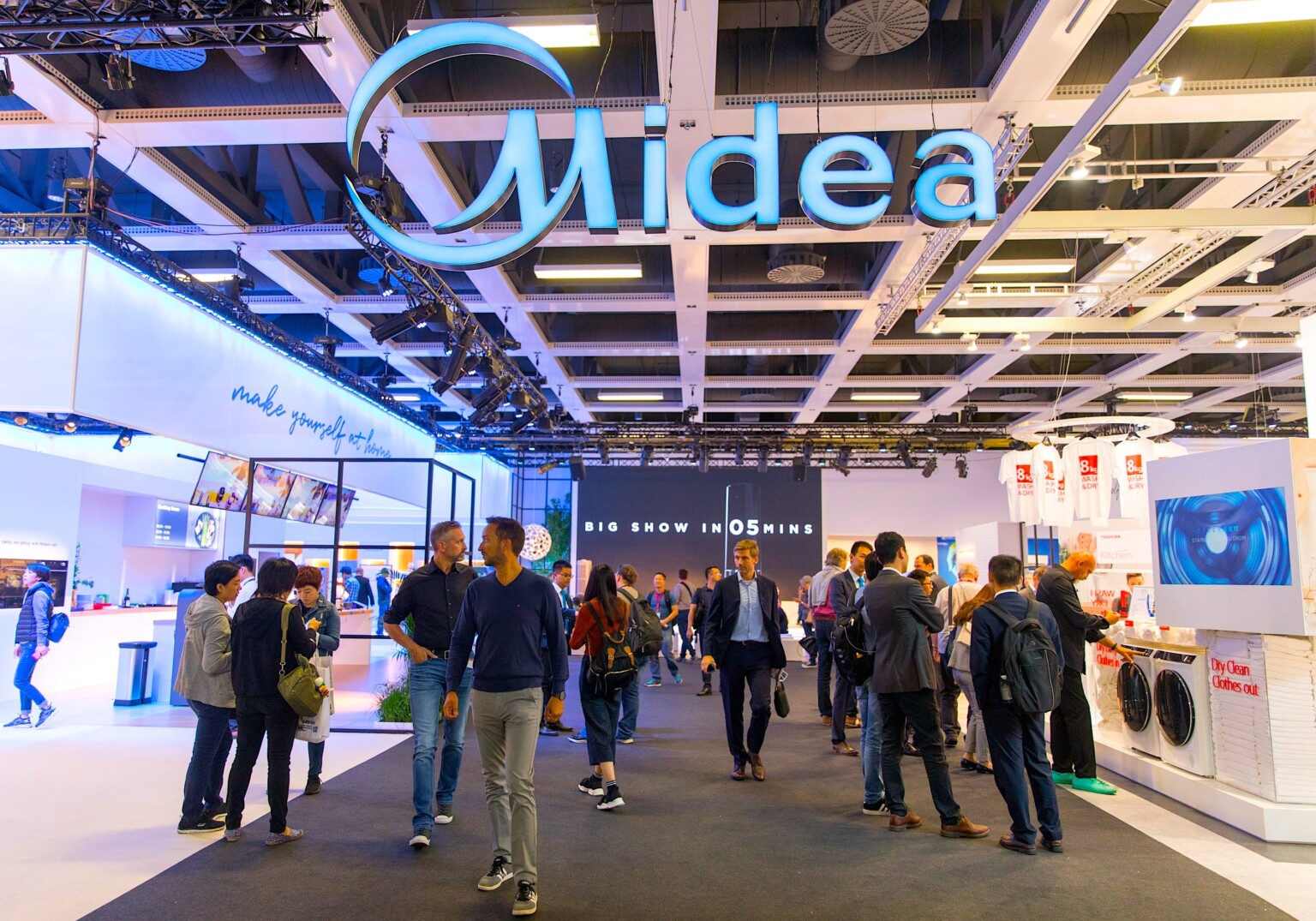 A Chinese Electronics Empire - The Wire China