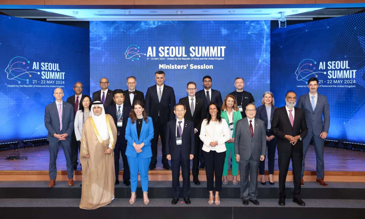 Helen Toner on Setting the Rules for AI - The Wire China