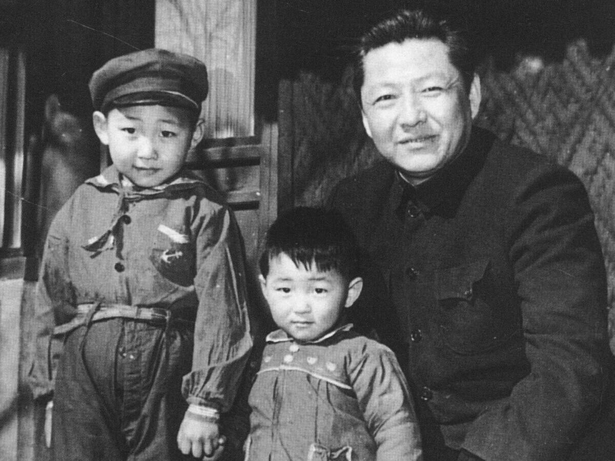 Fathers and Sons - The Wire China